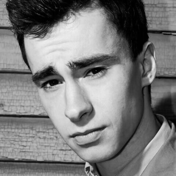 The People That Touch Your Food | Sparkk TV